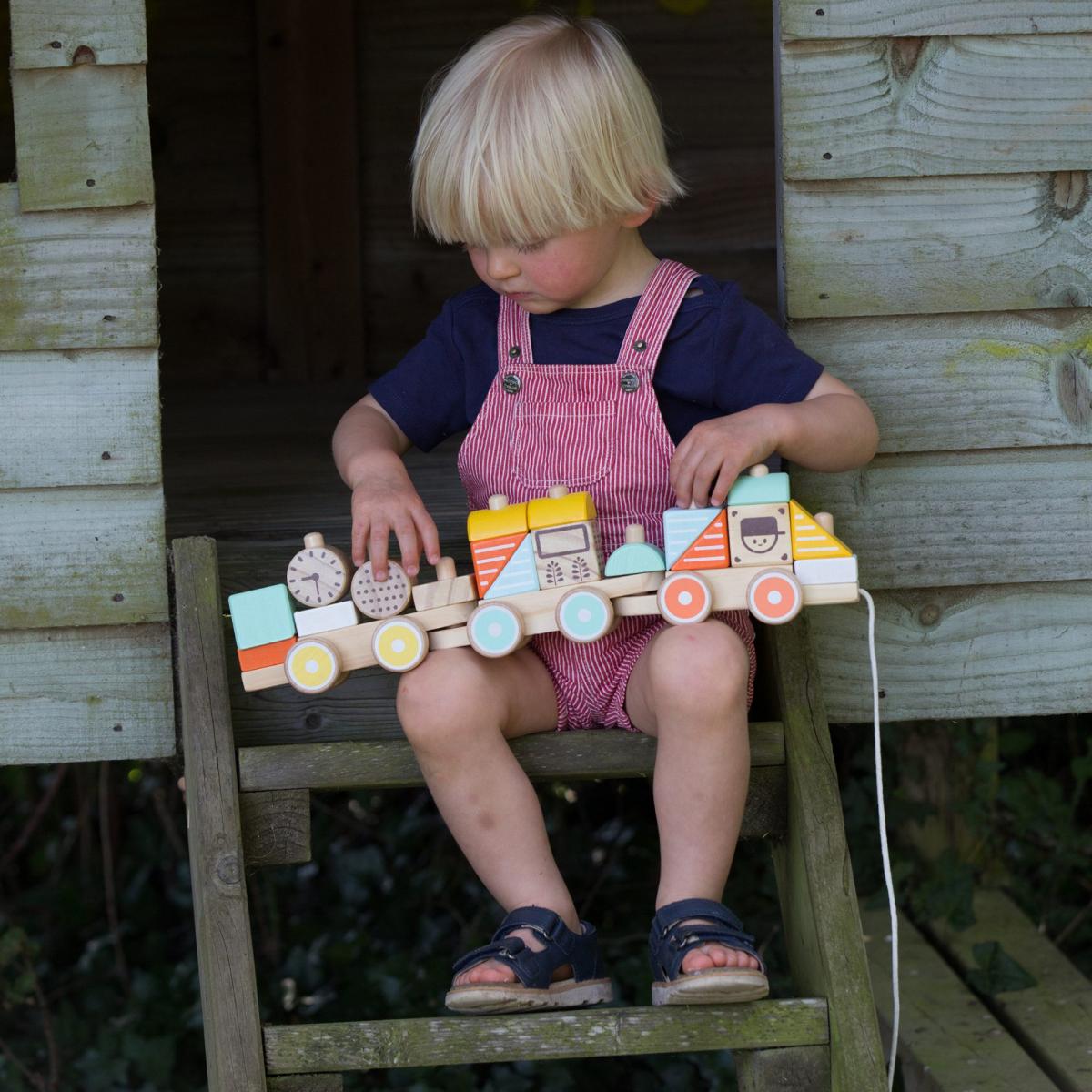 Pull Along Wooden Train | Classic Baby Toys | Hippychick