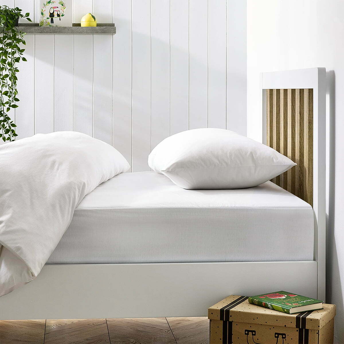 The Best Waterproof Mattress Protector for Bed Wetting