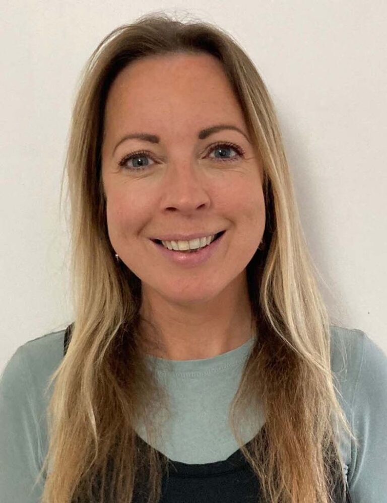 Encouraging positive behaviour patterns in the early years - Hippychick