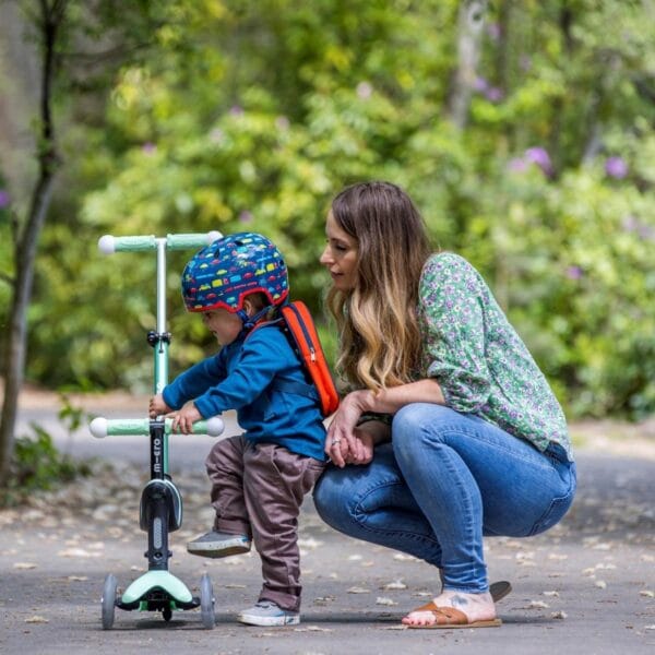 Top 3 Benefits of Scooting for Toddlers - Hippychick
